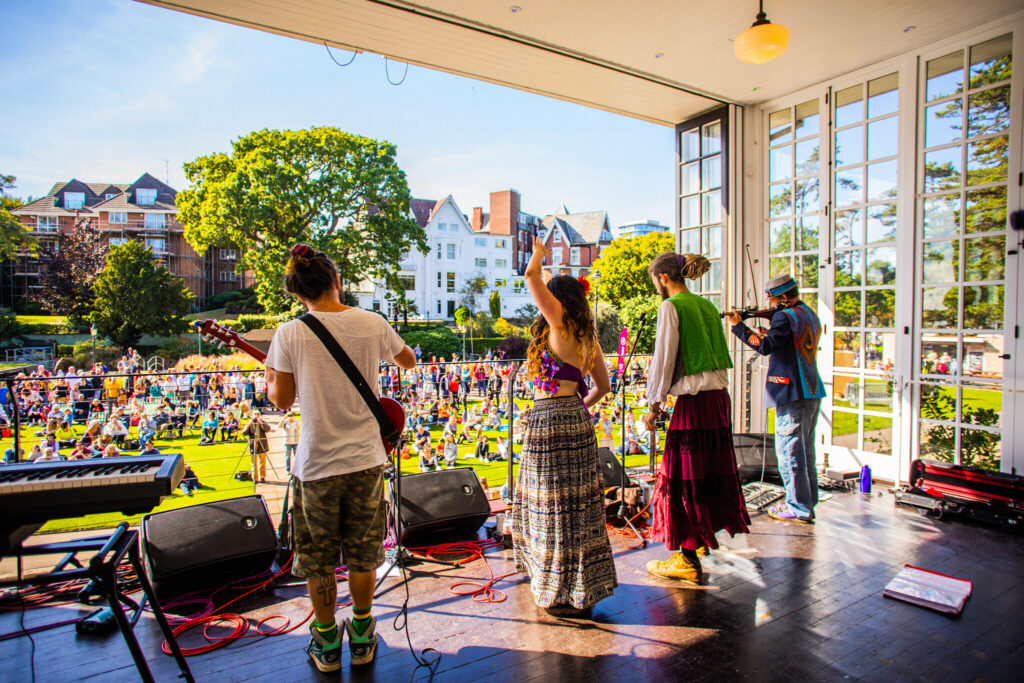 Digital Skills For Arts & Culture - Digital Culture Network